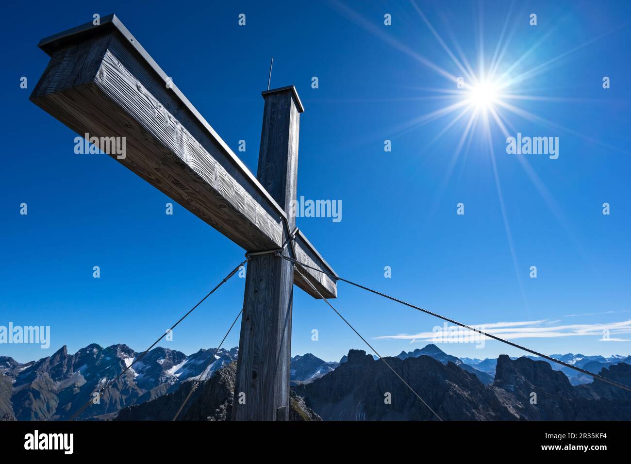 Sun star hi-res stock photography and images - Alamy