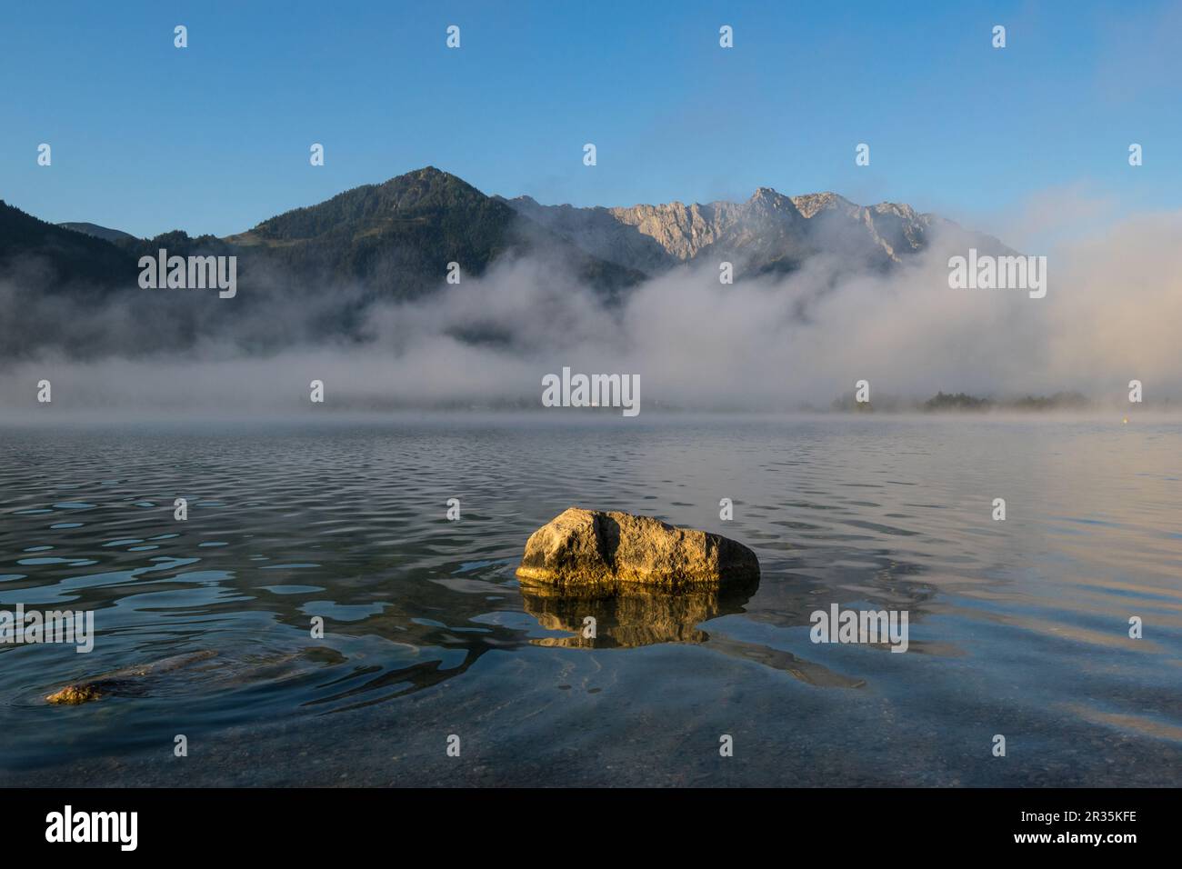 Setting range hi-res stock photography and images - Alamy