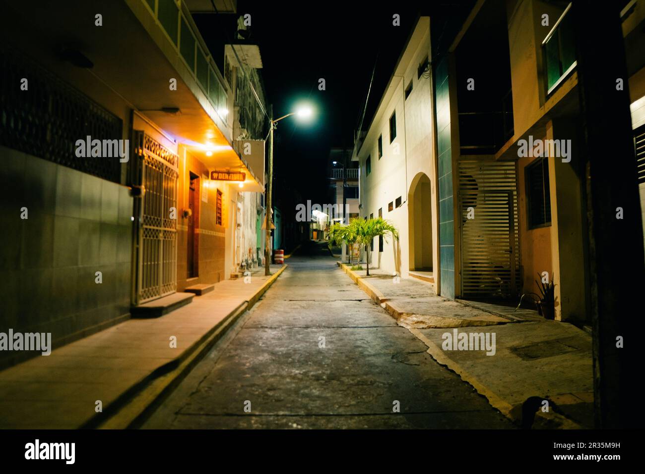 Alvarados town square hi-res stock photography and images - Alamy