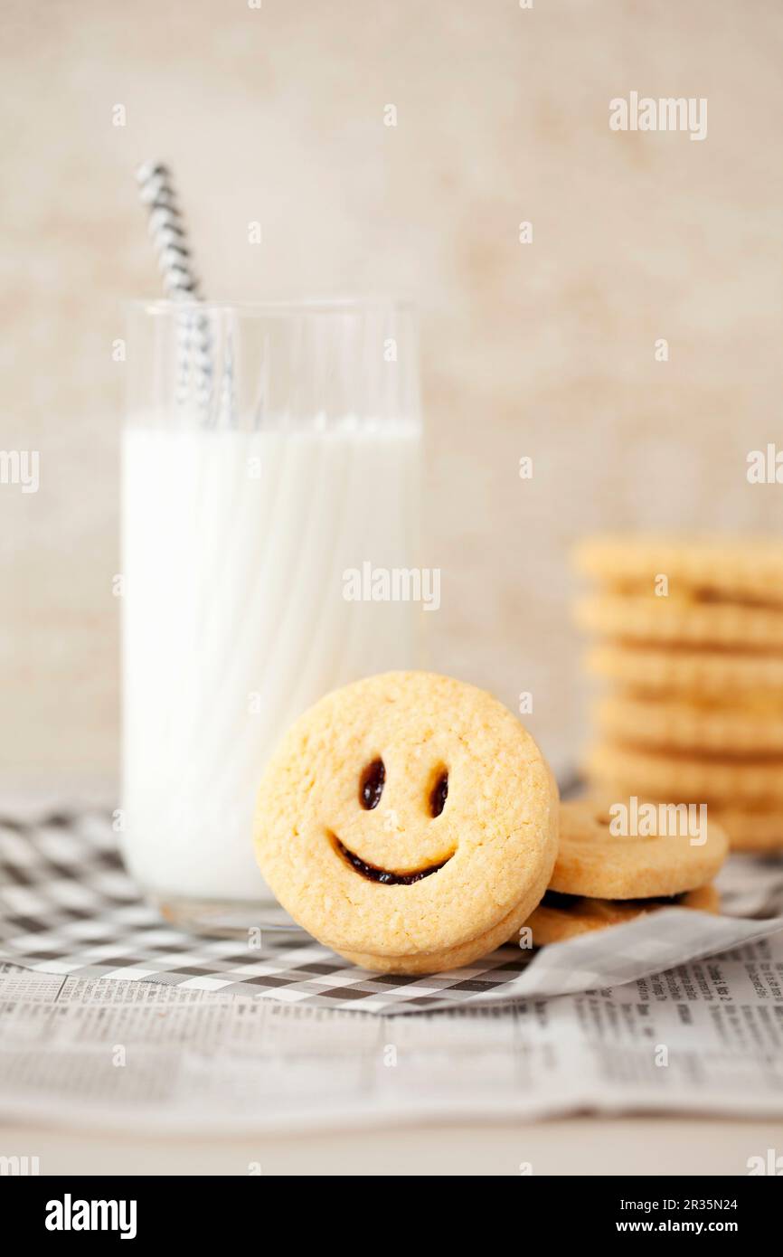 Smiley biscuits sweet food hi-res stock photography and images - Alamy
