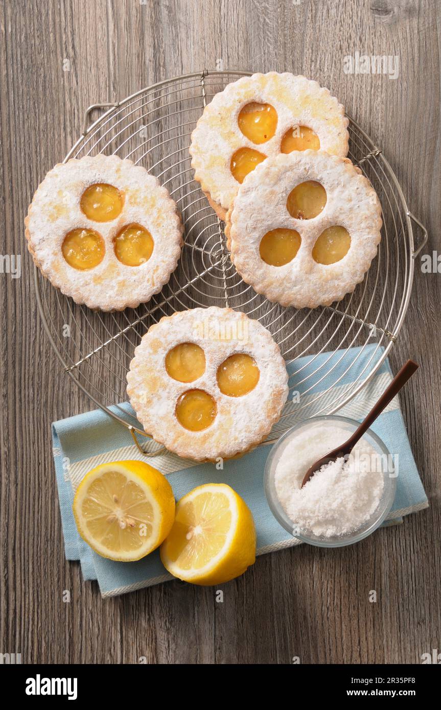 Lemon curd biscuits Stock Photo - Alamy