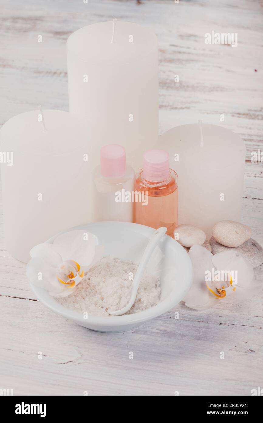 White spa hi-res stock photography and images - Alamy