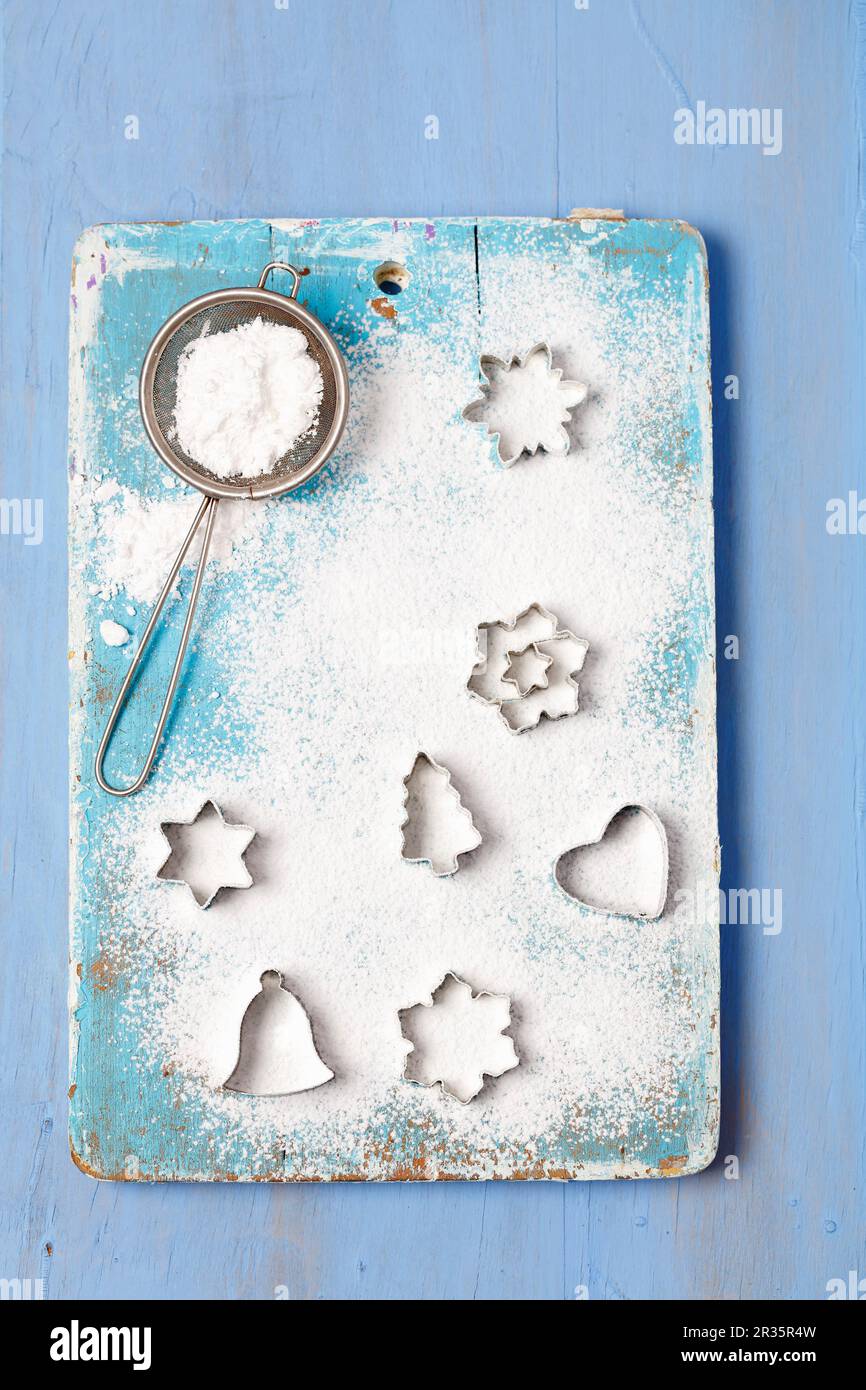 Icing cutters hi-res stock photography and images - Alamy