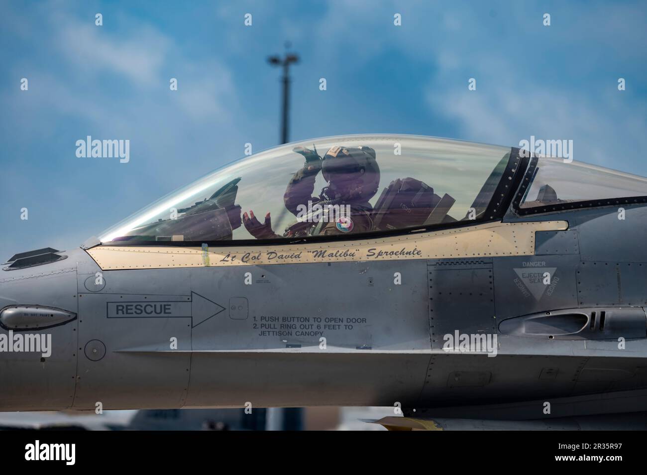 A U.S. Air Force F-16 Fighting Falcon pilot with the 93rd Fighter ...