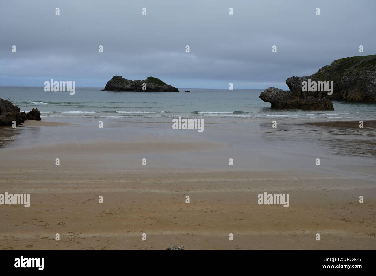 View on Playa de Palombina Las Camaras in Celorio village, Green coast ...