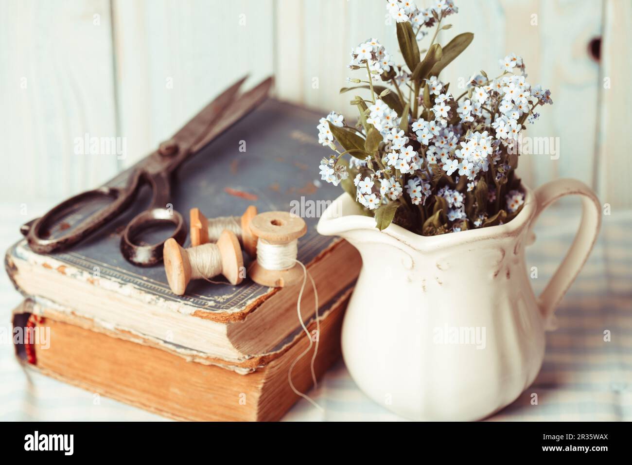 Vintage still life Stock Photo - Alamy