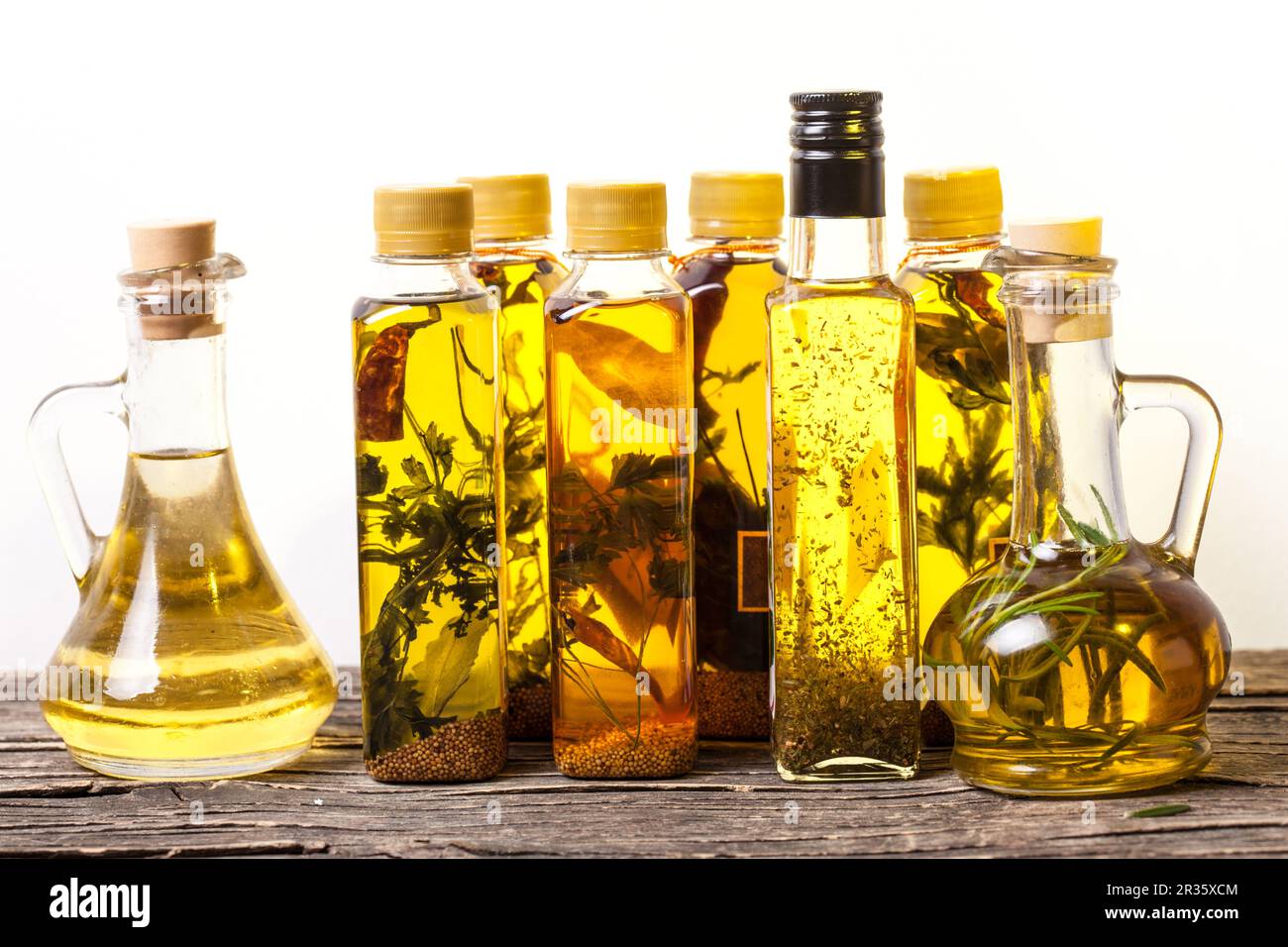 Spicy aromatic herb hi-res stock photography and images - Alamy