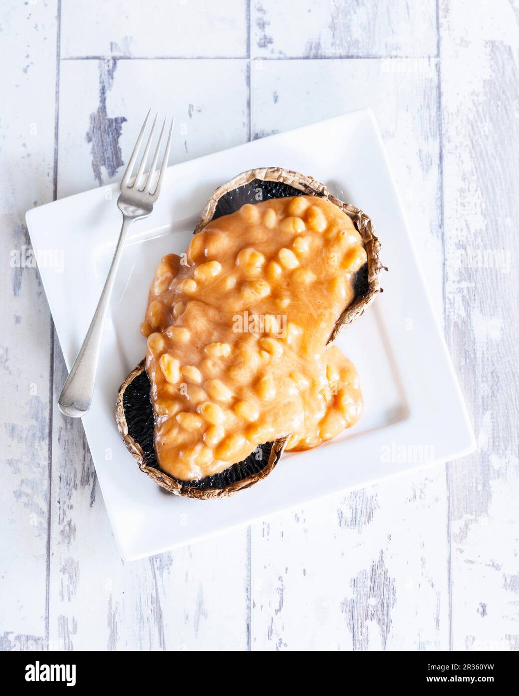 Cheddar cheese baked beans hi-res stock photography and images - Alamy