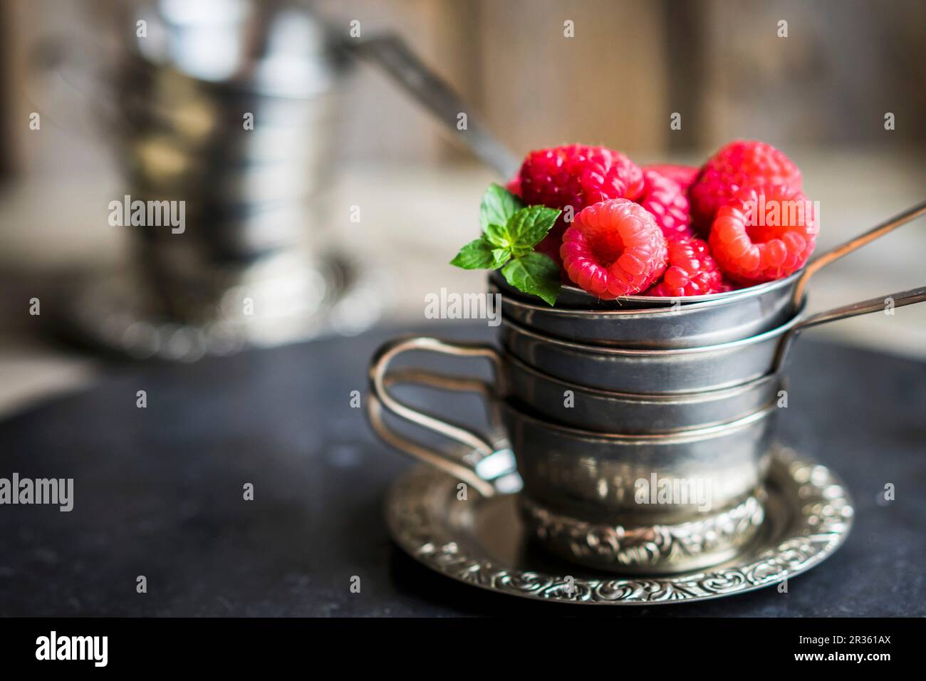 Closeup shot pile silver hi-res stock photography and images - Alamy