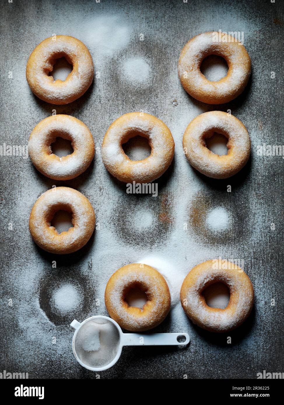 Yeast dough rings hi-res stock photography and images - Alamy