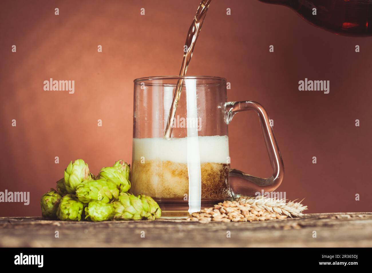 Goblet fresh wheat beer hi-res stock photography and images - Alamy