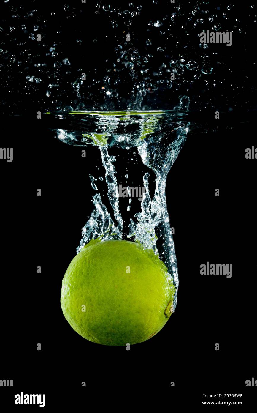 Lime falling hi-res stock photography and images - Alamy