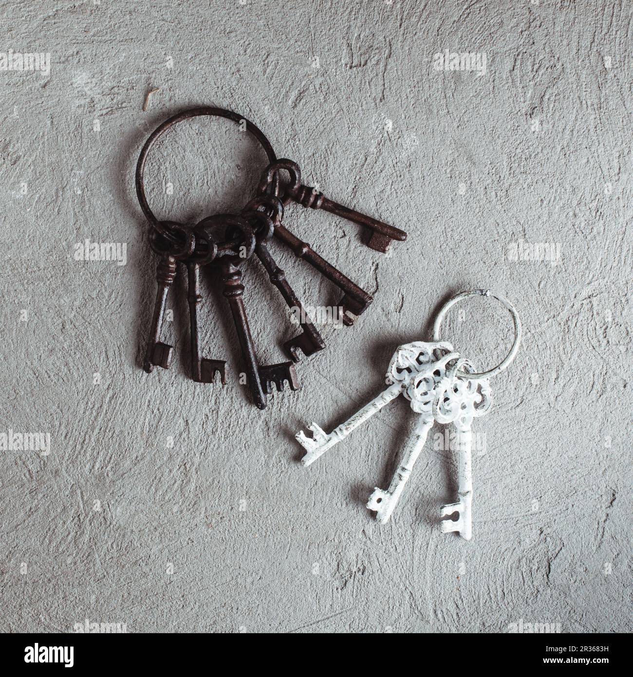 Vintage keys on ring Stock Photo - Alamy