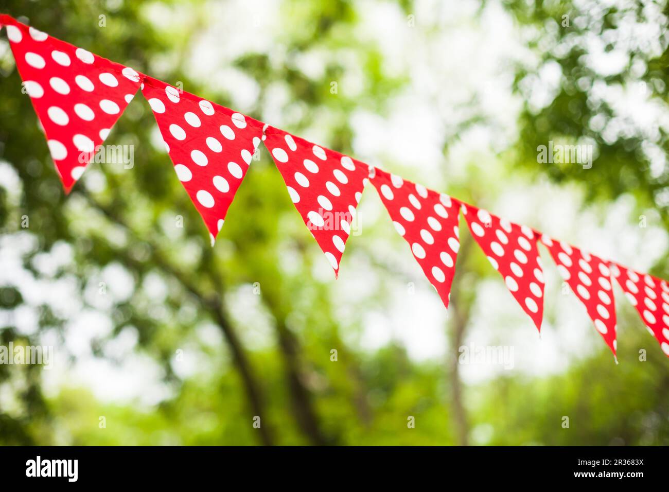 White bunting flags hi-res stock photography and images - Alamy