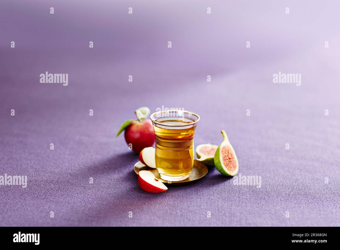 Apple tea turkey hi-res stock photography and images - Alamy