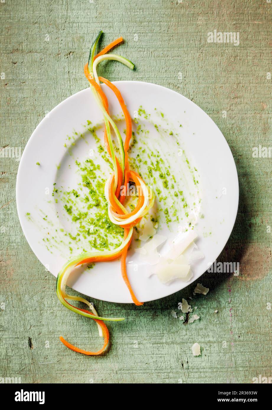 Vegetable spaghetti tied in a knot Stock Photo - Alamy