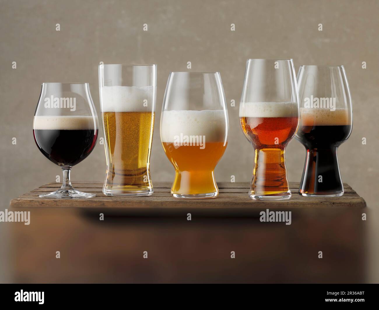 Row beer glasses tasting hi-res stock photography and images - Alamy