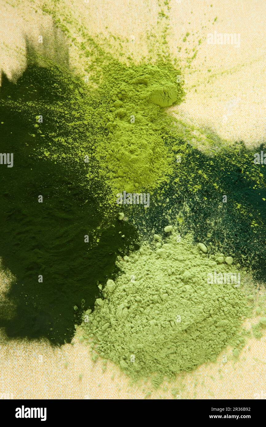 Green powders hi-res stock photography and images - Alamy