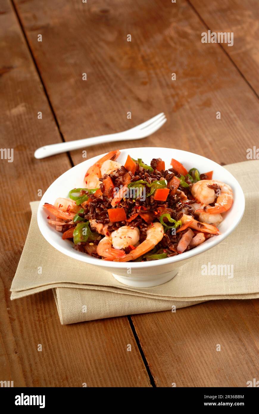 Jambalaya (rice with vegetables, meat and seafood Stock Photo - Alamy