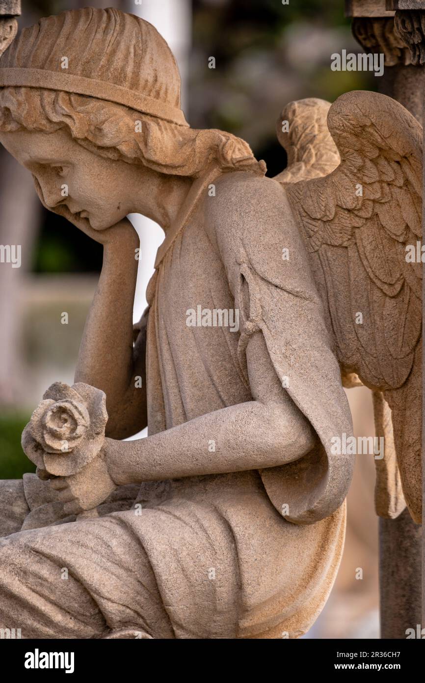 edicule with thinking angel in memory of Gabriel Bordoy, 1911, Alaró ...