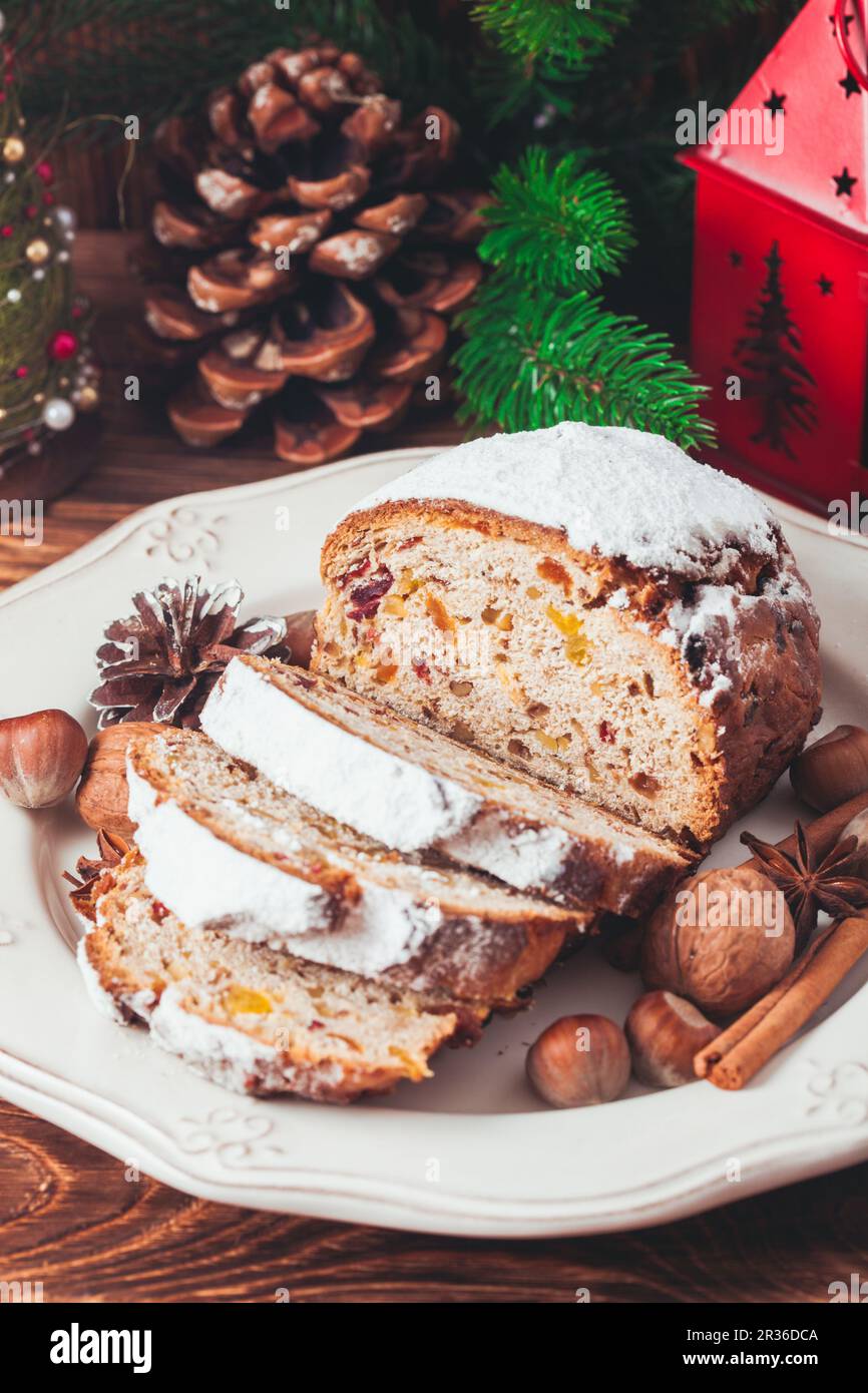 Christmas cake - Stollen Stock Photo - Alamy