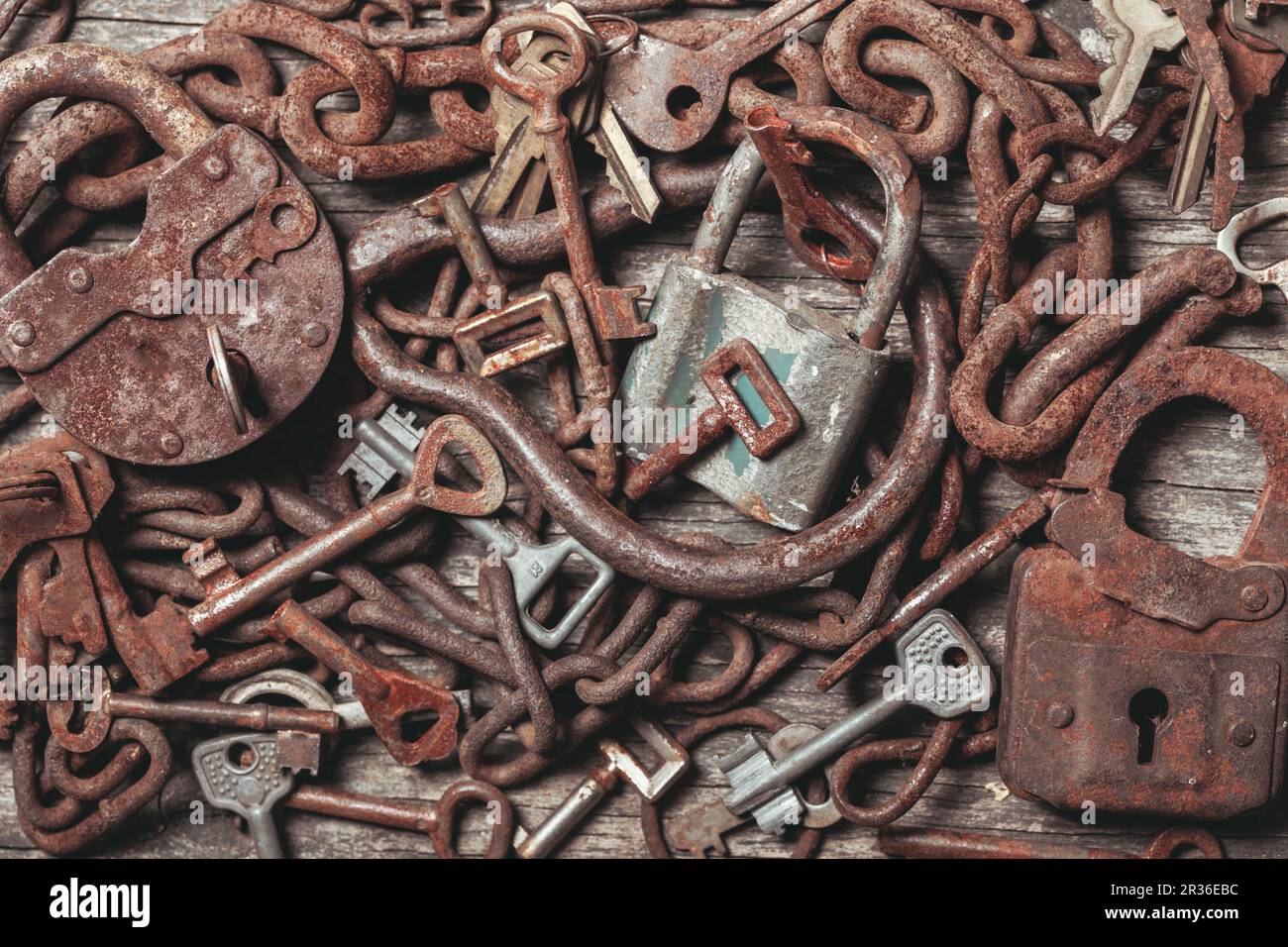 The old keys Stock Photo - Alamy