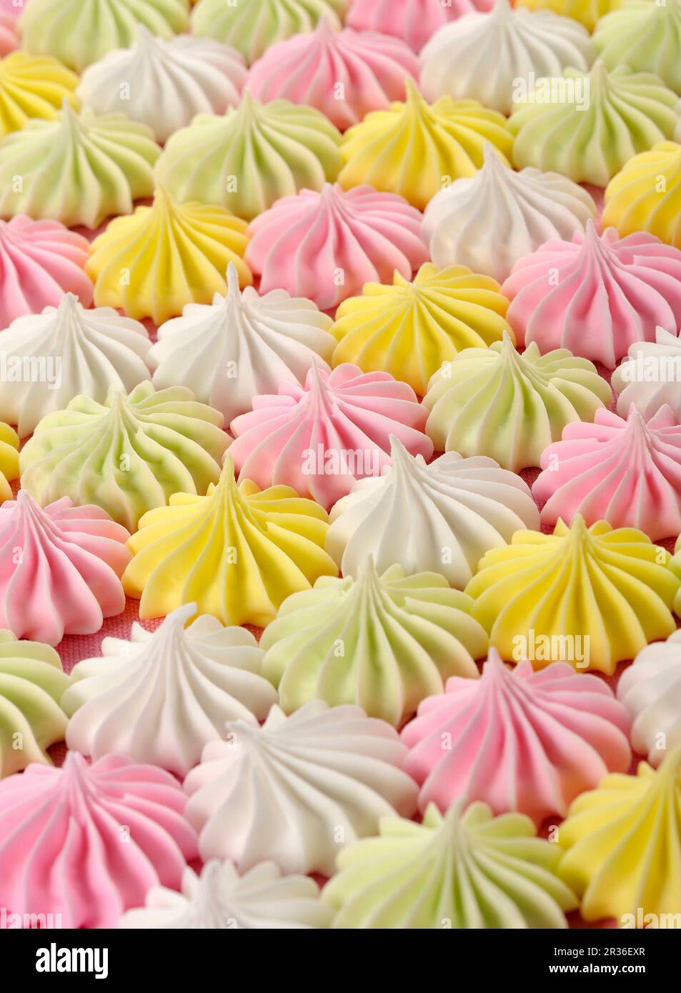 Coloured meringues hi-res stock photography and images - Alamy