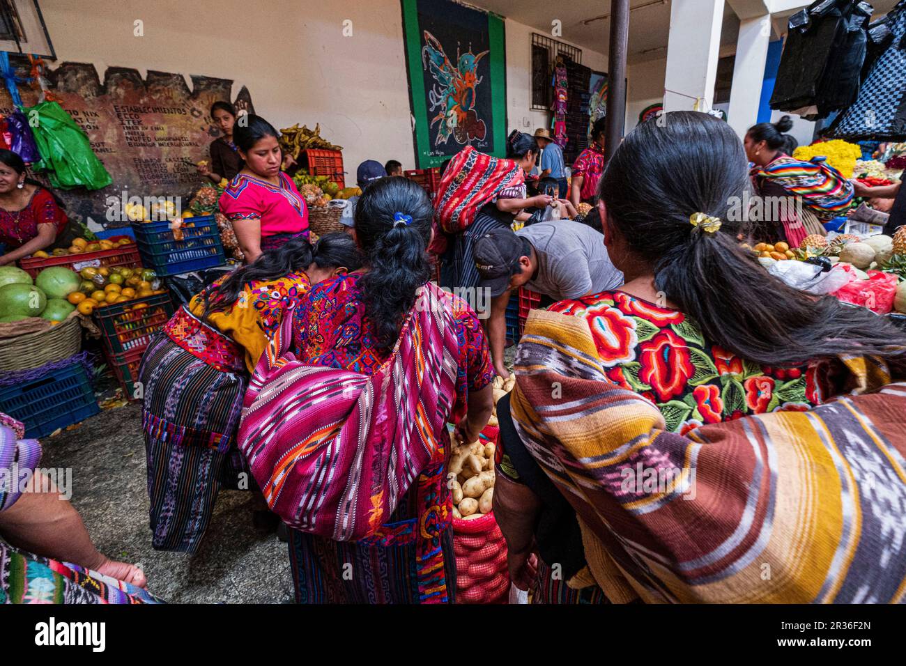 mercado tradicional, Chichicastenango, Quiché, Guatemala, America Central Stock Photo - Alamy