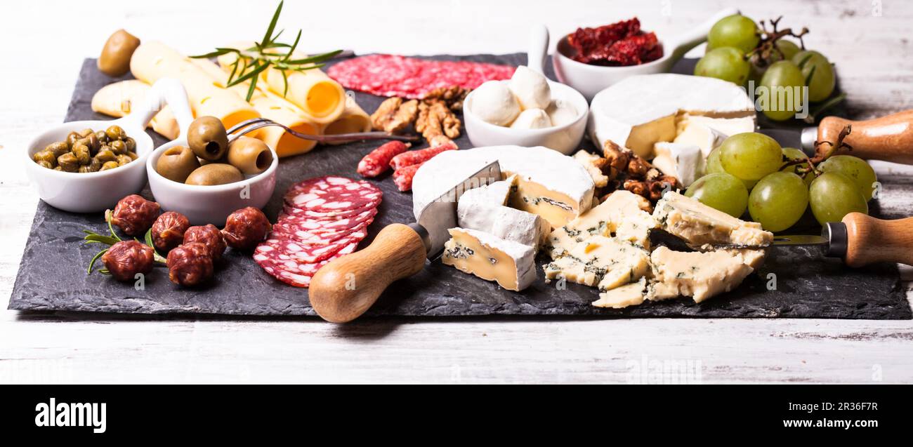 Salami and cheese plate hi-res stock photography and images - Alamy