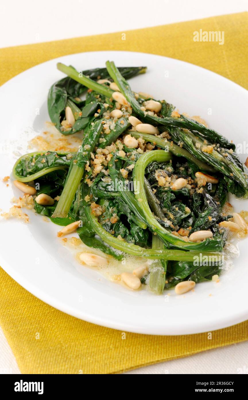 Stewed nuts hi-res stock photography and images - Alamy