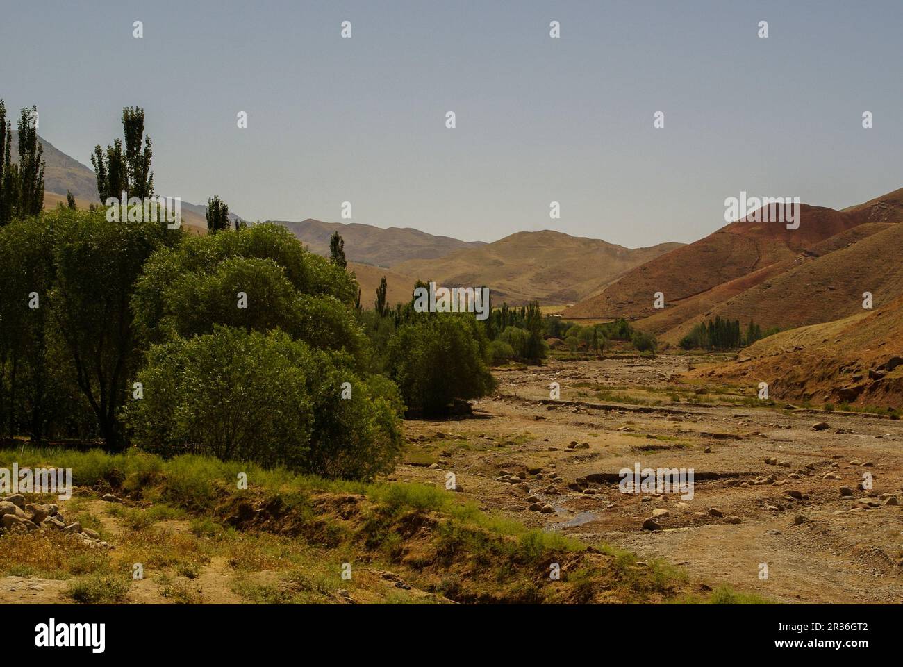 Uzbekistan river hi-res stock photography and images - Alamy