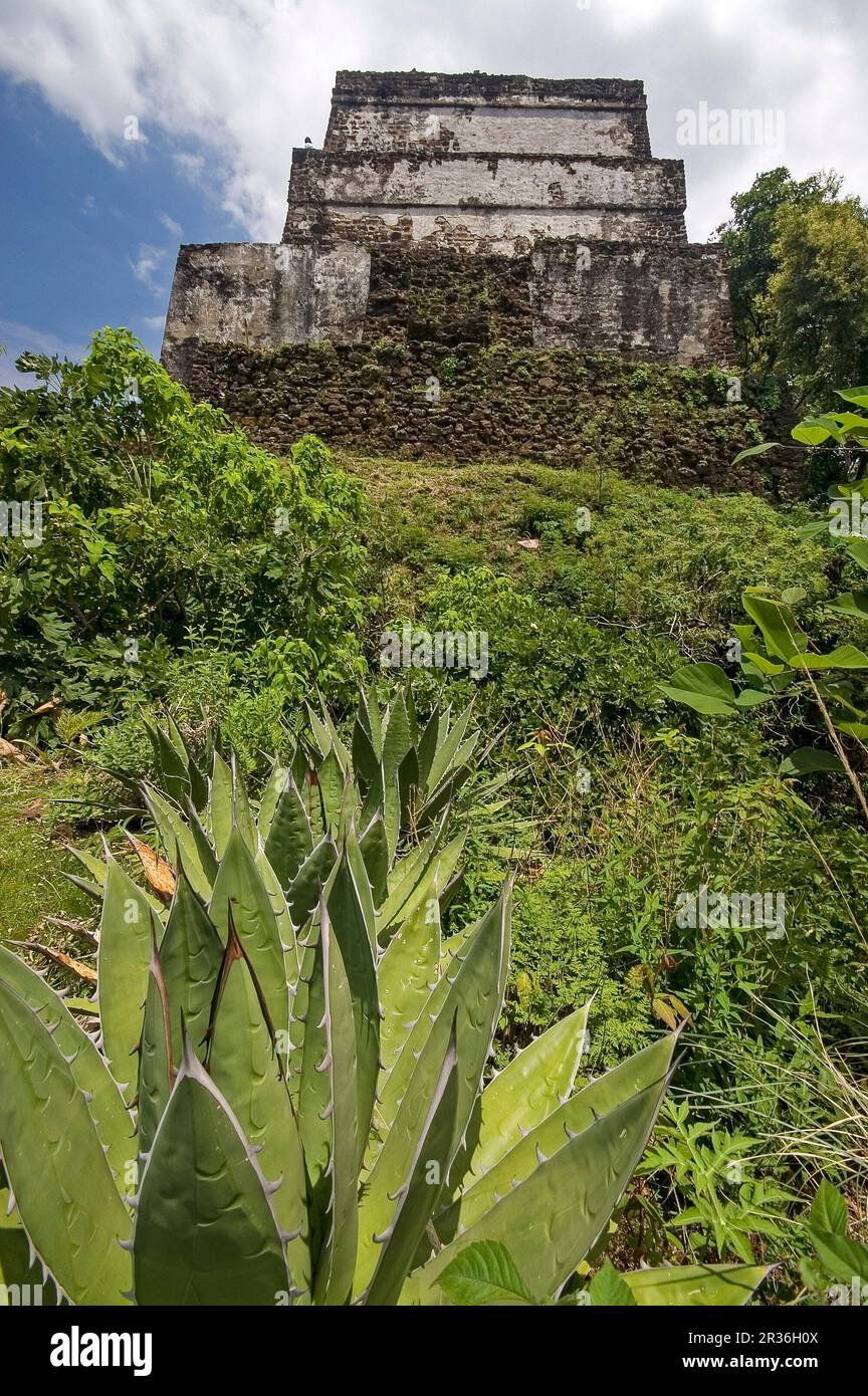 Templo de tepozteco hi-res stock photography and images - Alamy