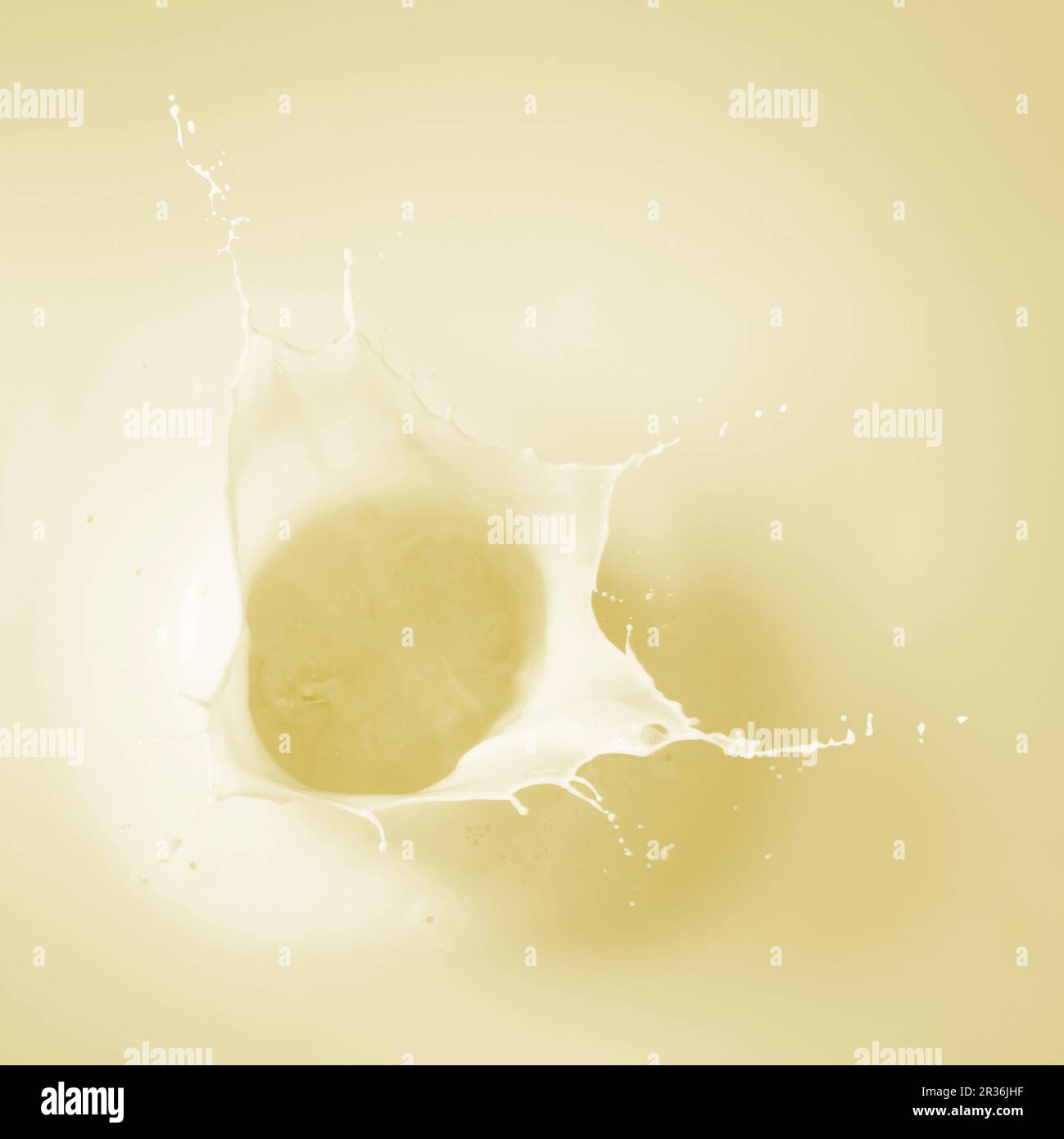 A splash of banana milk (close-up Stock Photo - Alamy