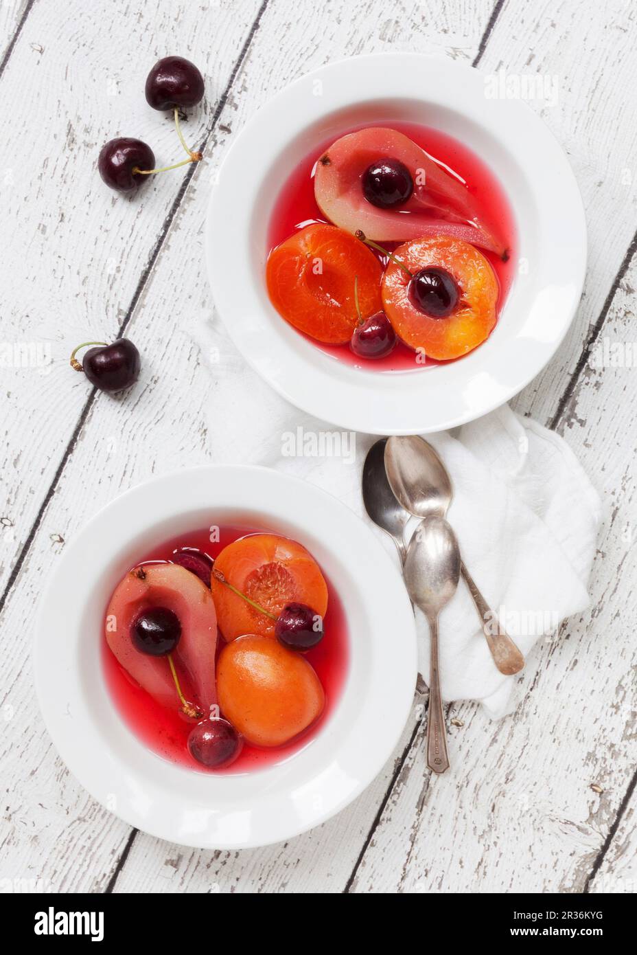 Poach fruit hi-res stock photography and images - Alamy