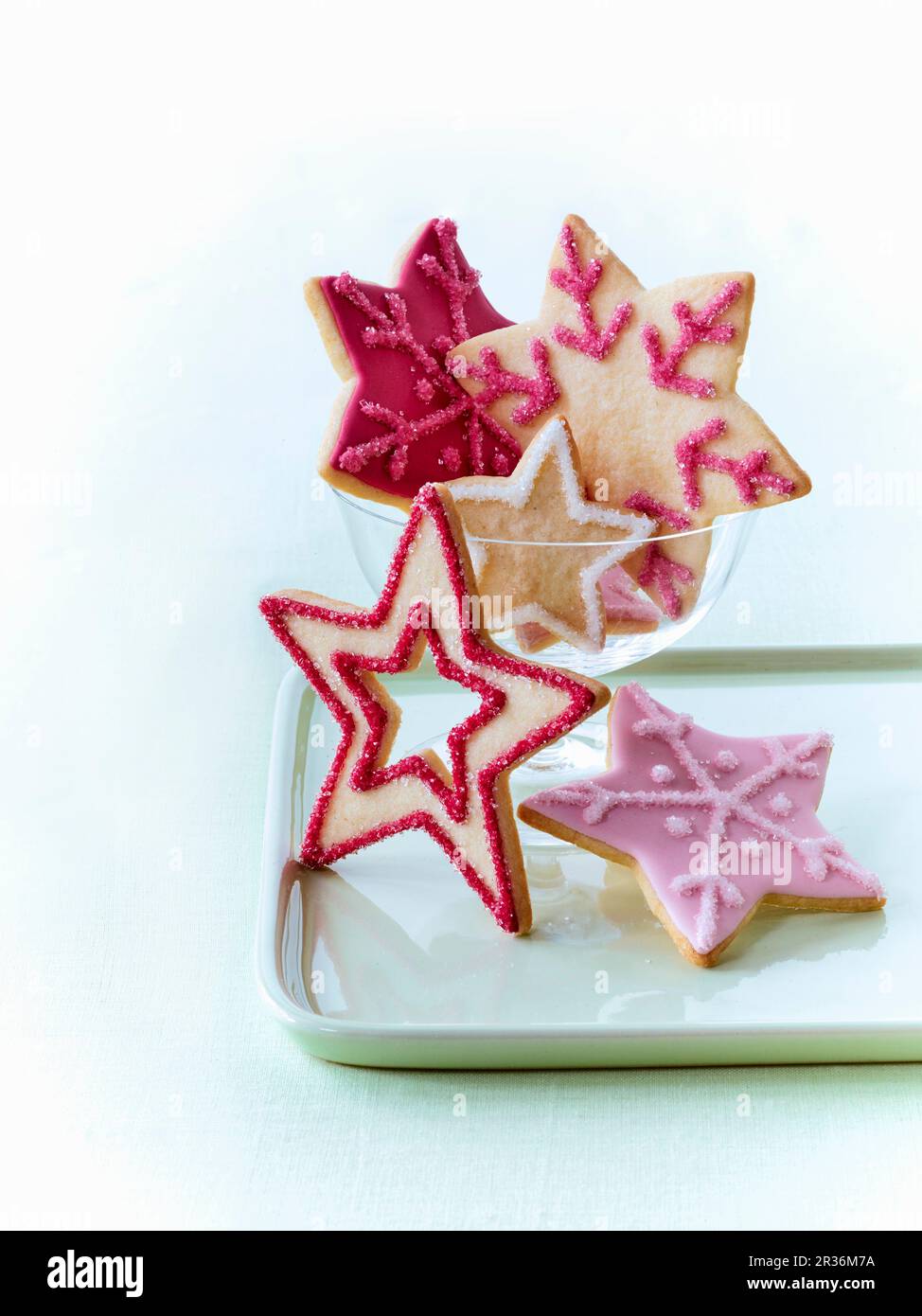 Christmas star biscuits Stock Photo - Alamy