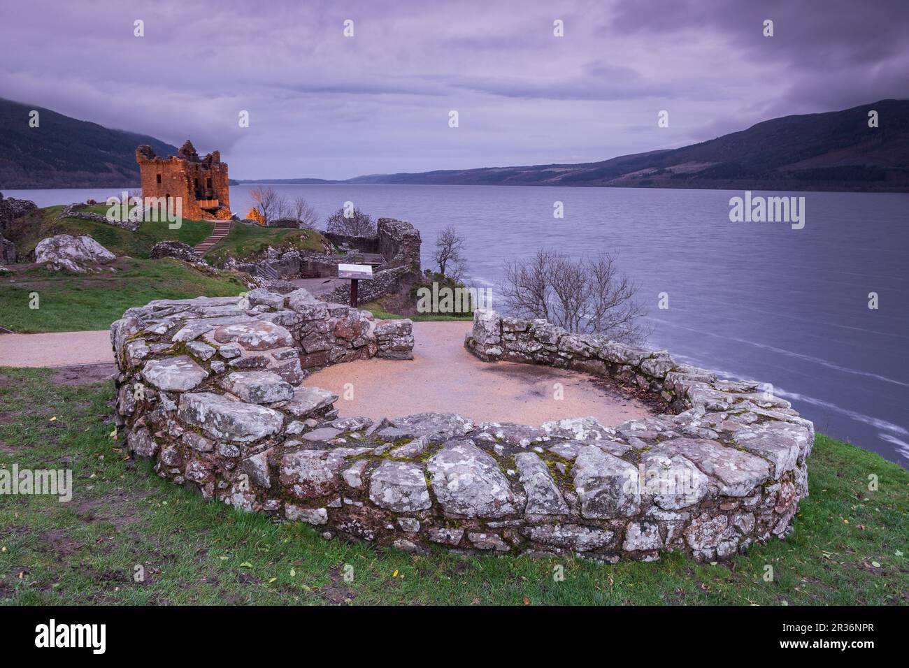 Monumento nacional de escocia hi-res stock photography and images - Alamy
