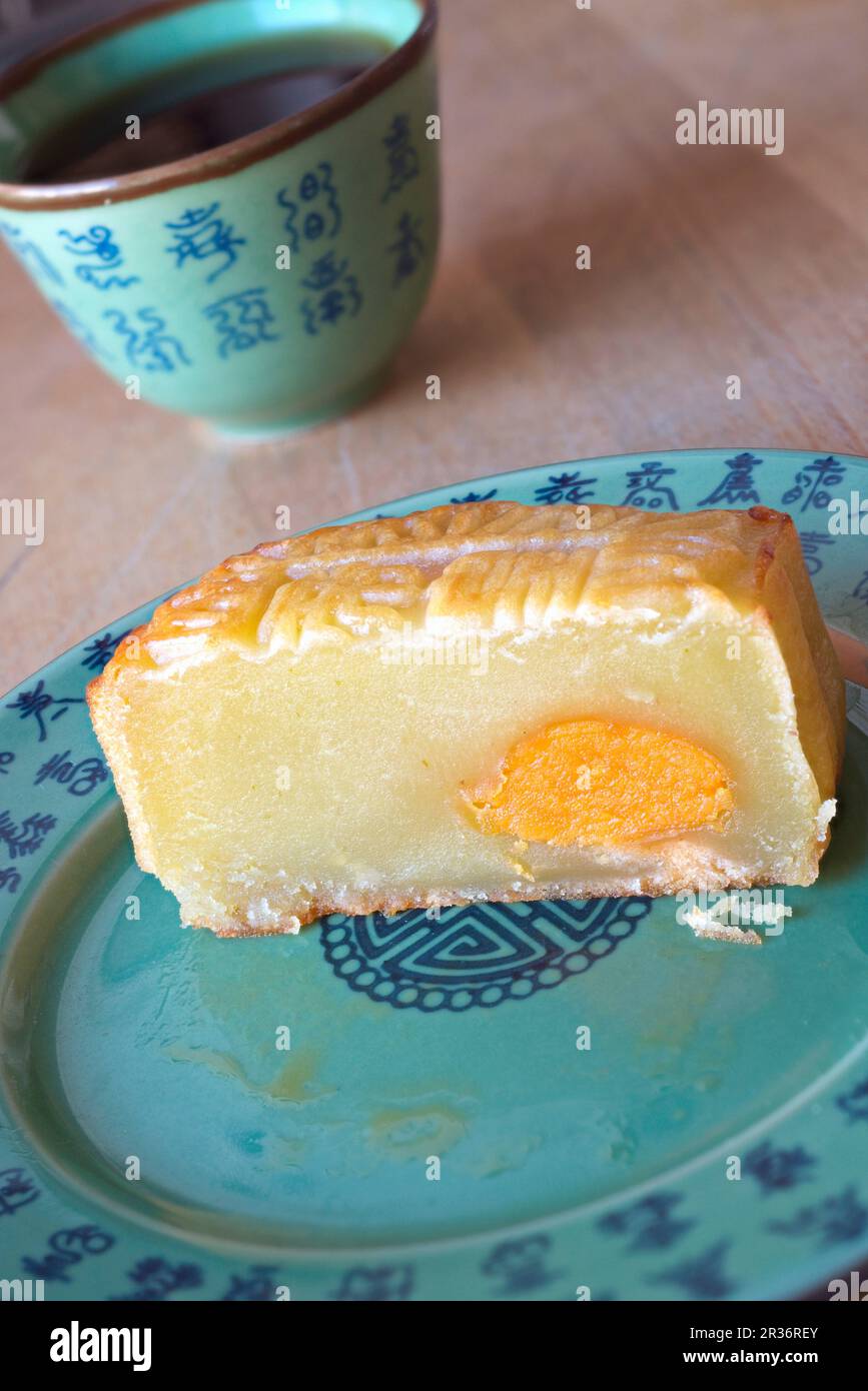 Mooncake on plate hi-res stock photography and images - Alamy