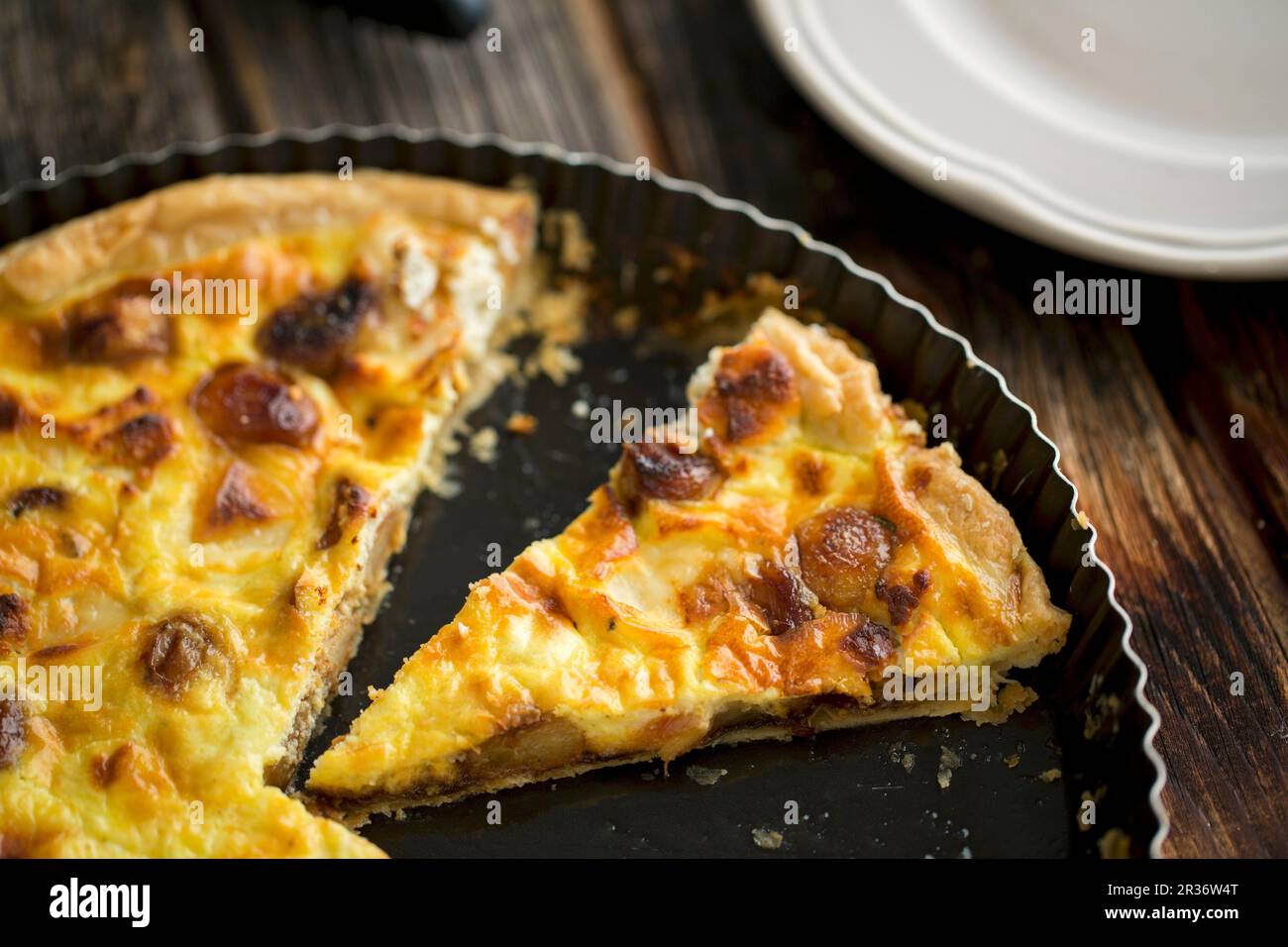 Garlic quiche hi-res stock photography and images - Alamy