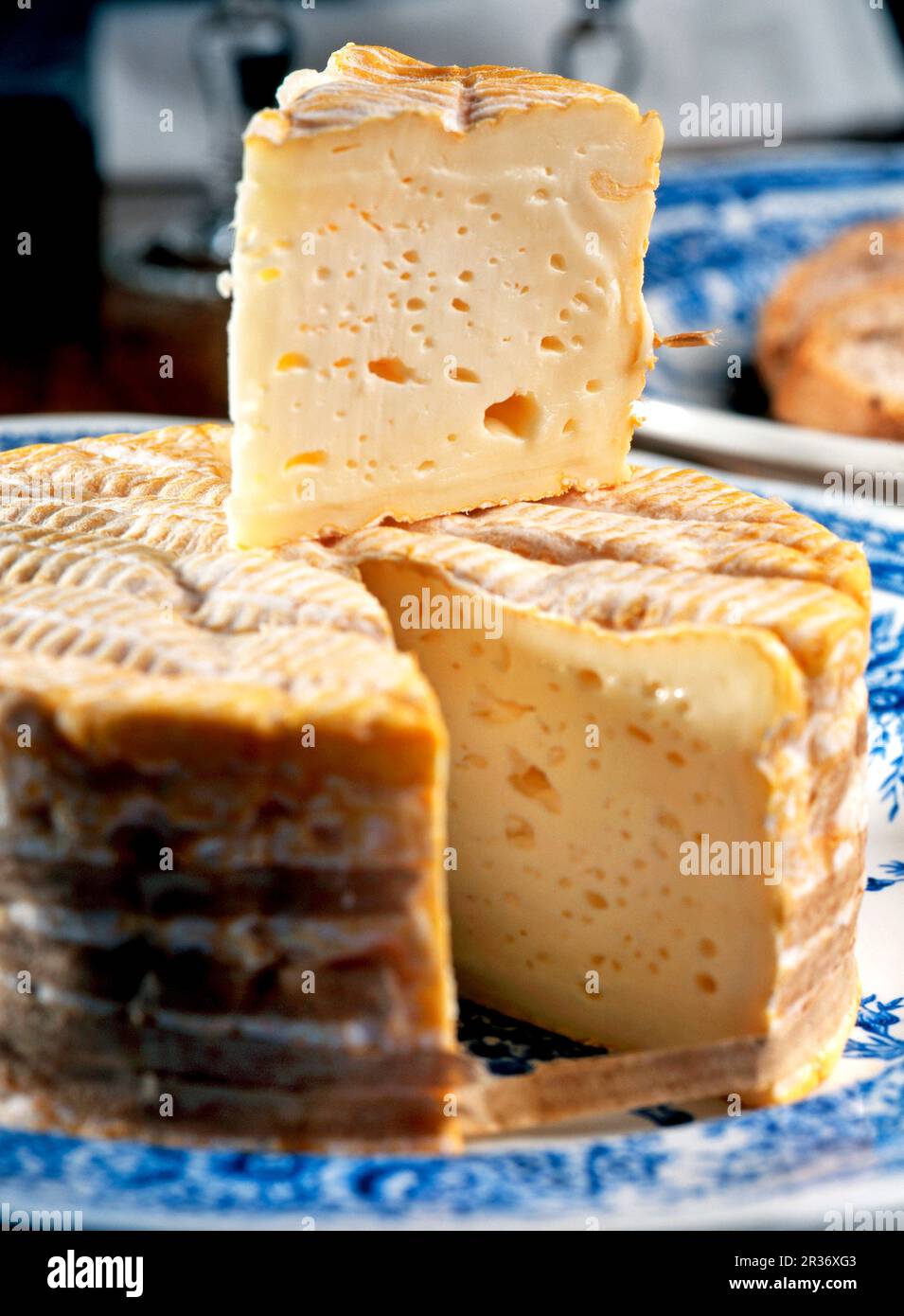 Livarot hi-res stock photography and images - Alamy