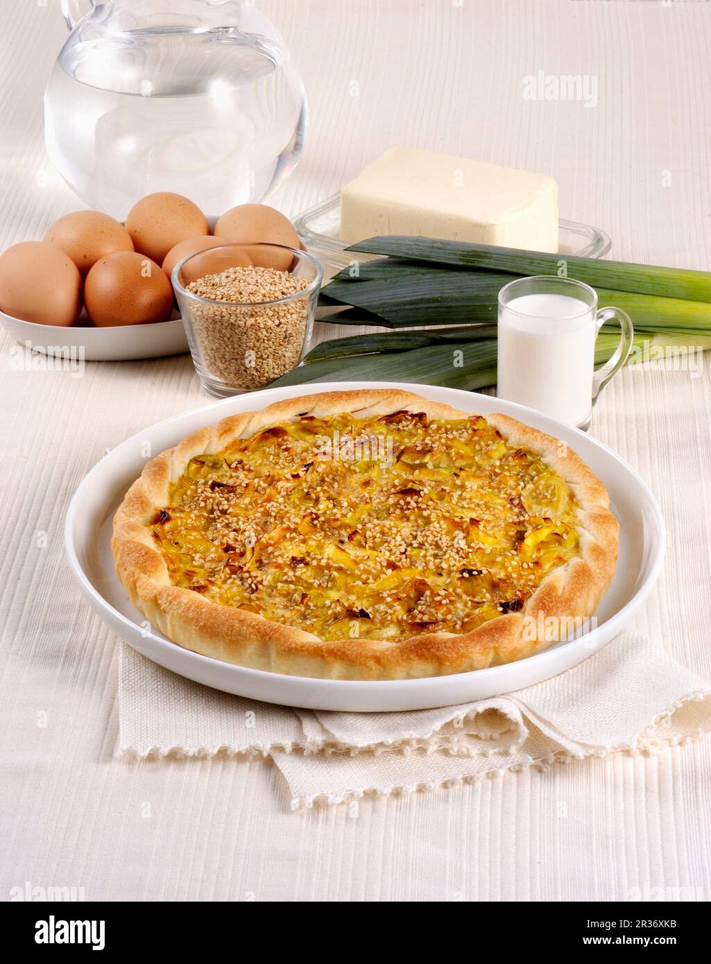 Sesame containing dish hi-res stock photography and images - Alamy