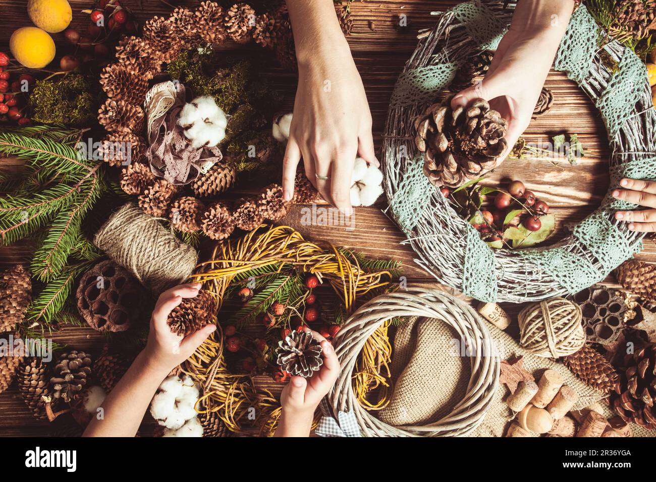 Nature wreath making Stock Photo - Alamy
