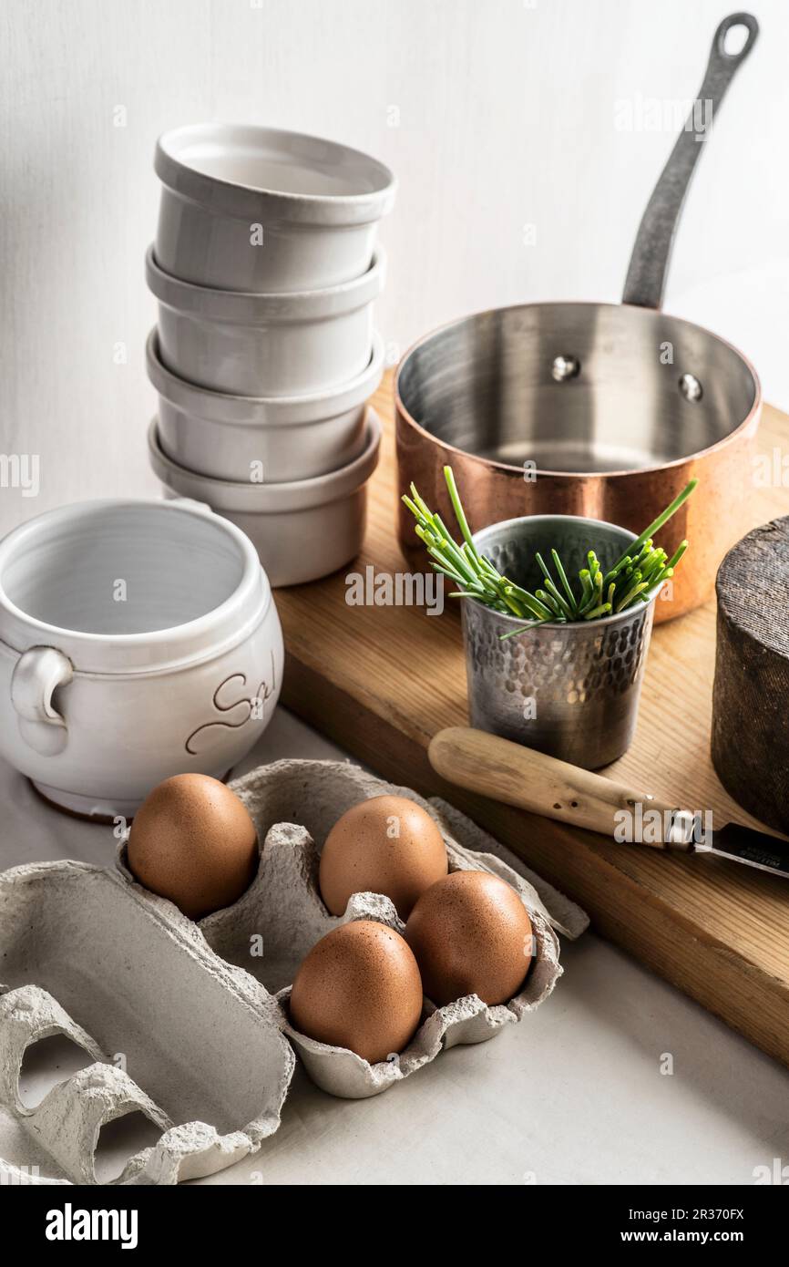 Souffle molds hi-res stock photography and images - Alamy