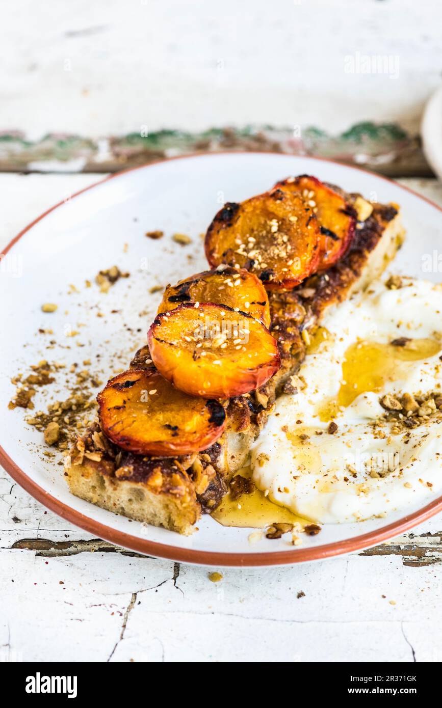 Labneh bread hi-res stock photography and images - Alamy