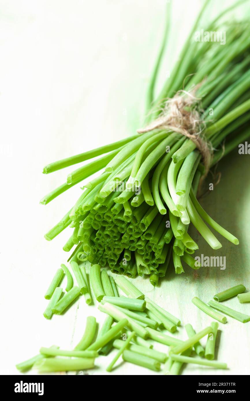 Snipped chives hi-res stock photography and images - Alamy