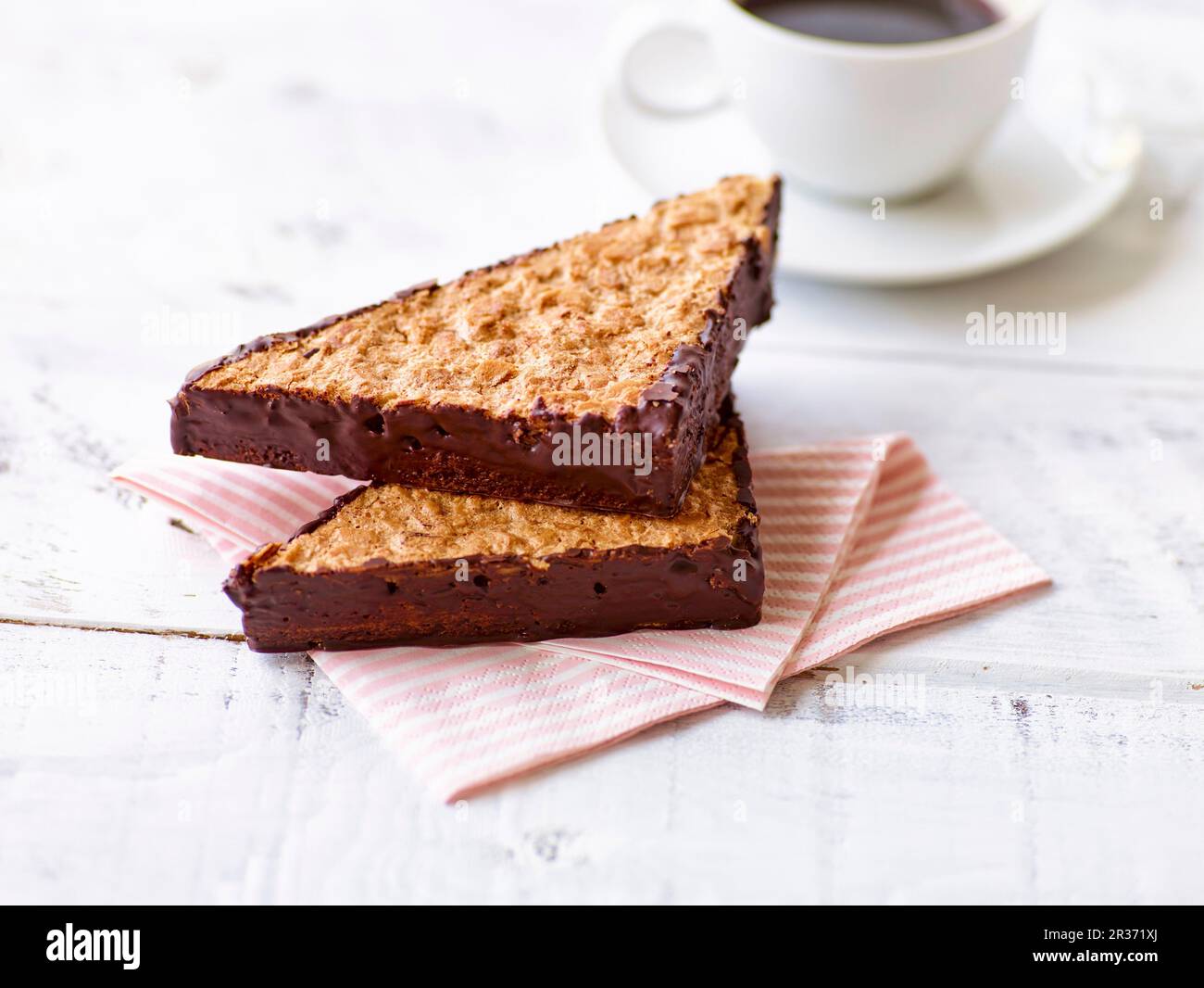 Cal triangular hi-res stock photography and images - Alamy