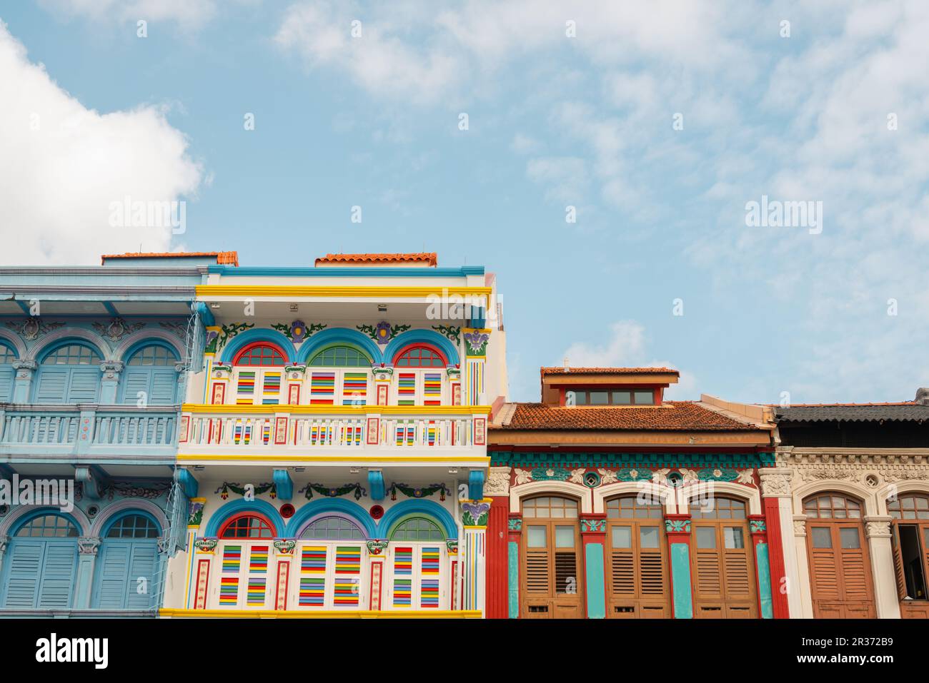 Little India district colorful building in Singapore Stock Photo - Alamy