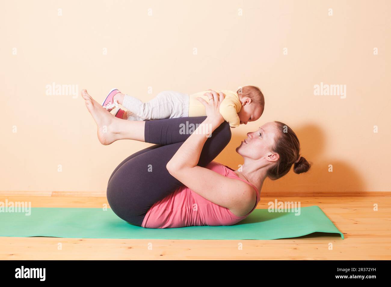 Learning exercises hi-res stock photography and images - Alamy