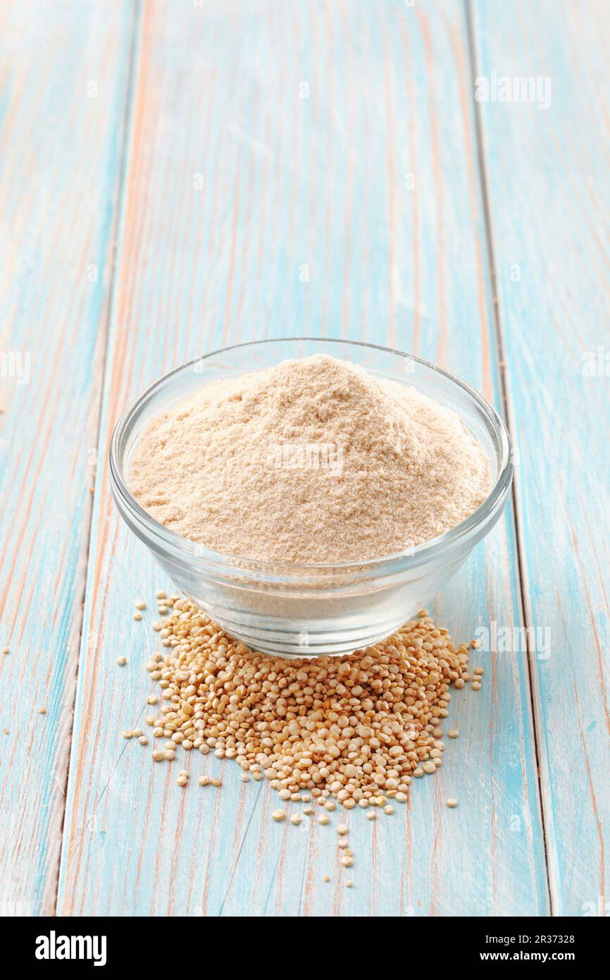 Amaranth flour in a small glass bowl Stock Photo - Alamy