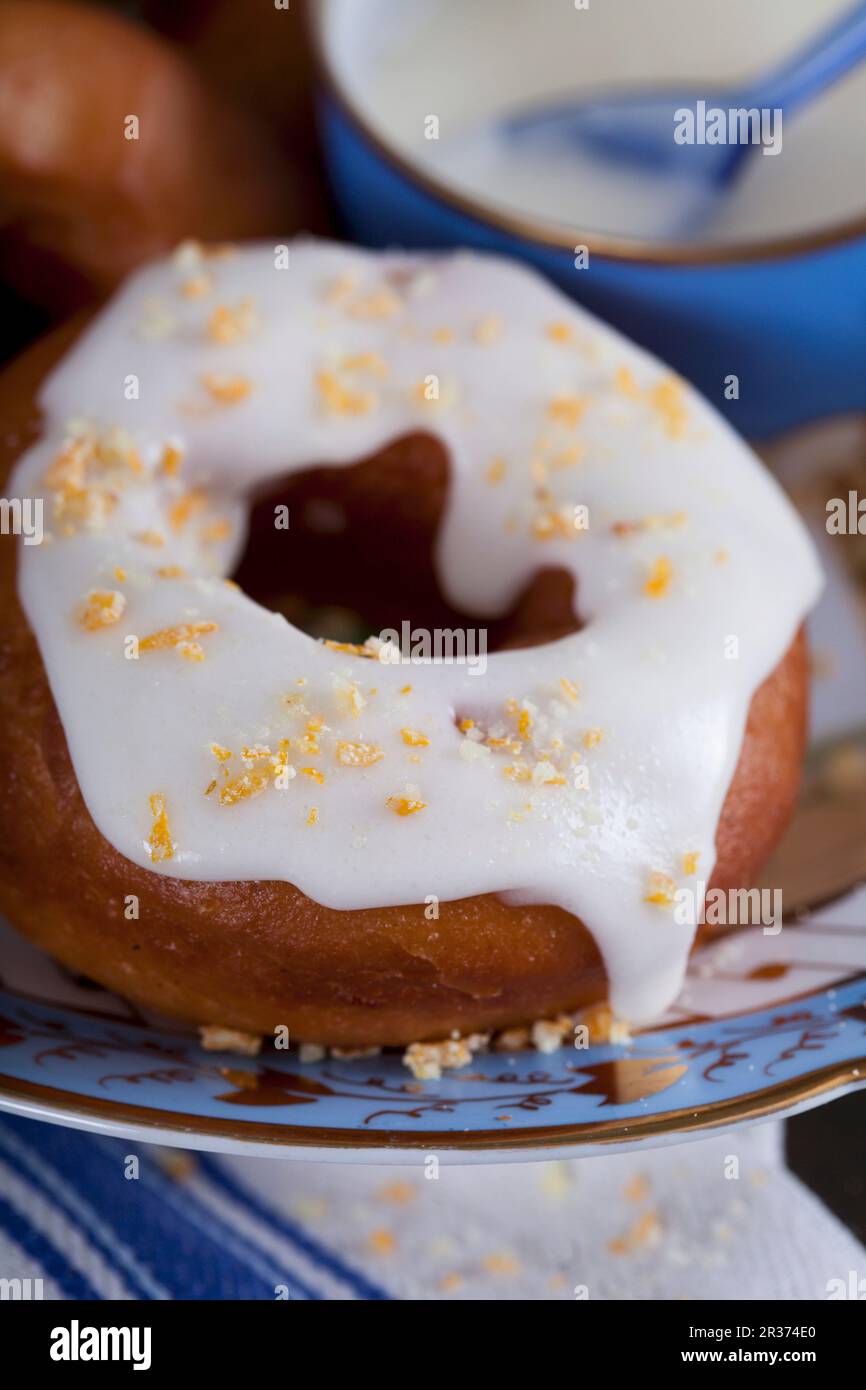 Doughnut rings hi-res stock photography and images - Alamy