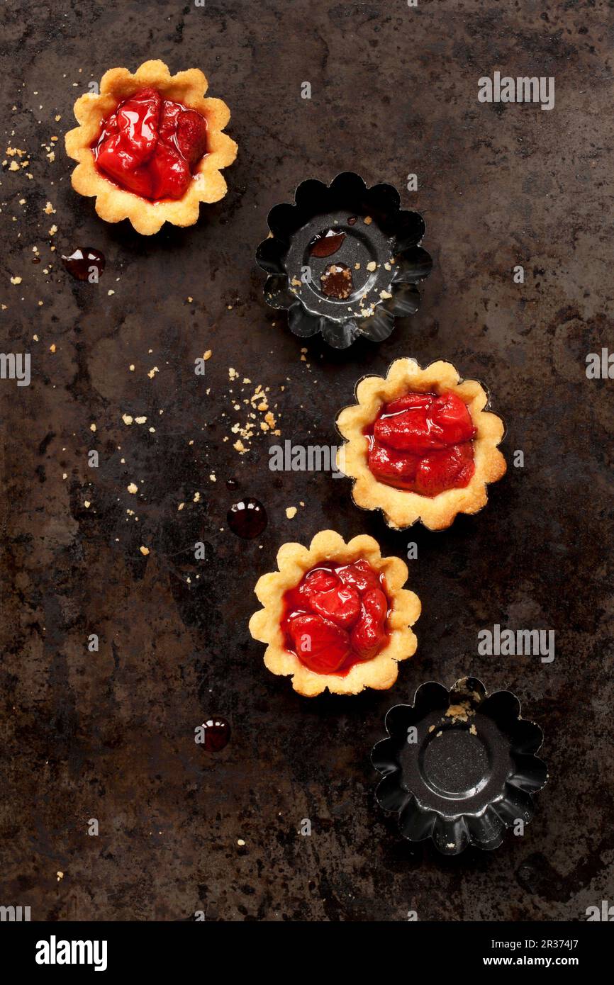 Mini strawberry tarts Stock Photo - Alamy